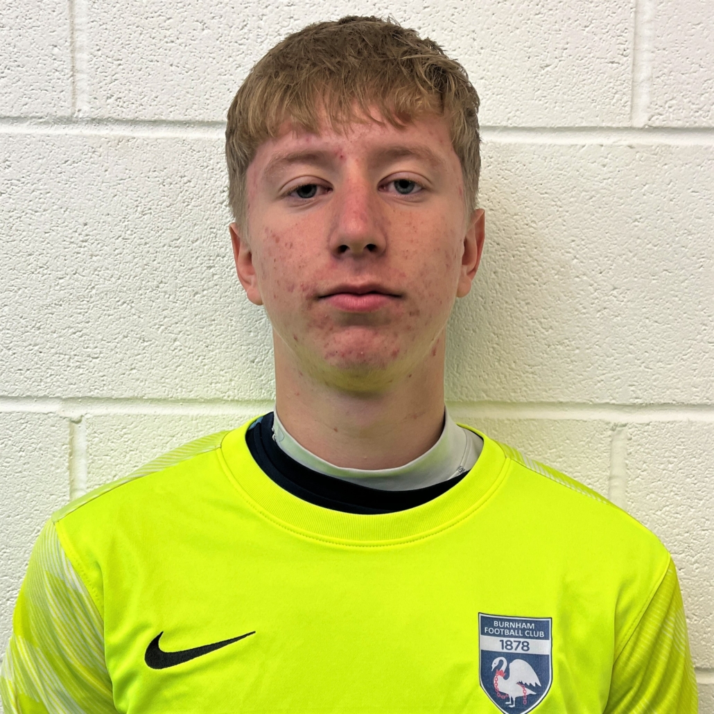 Burnham Football Club supporting the Burnham FC U18s