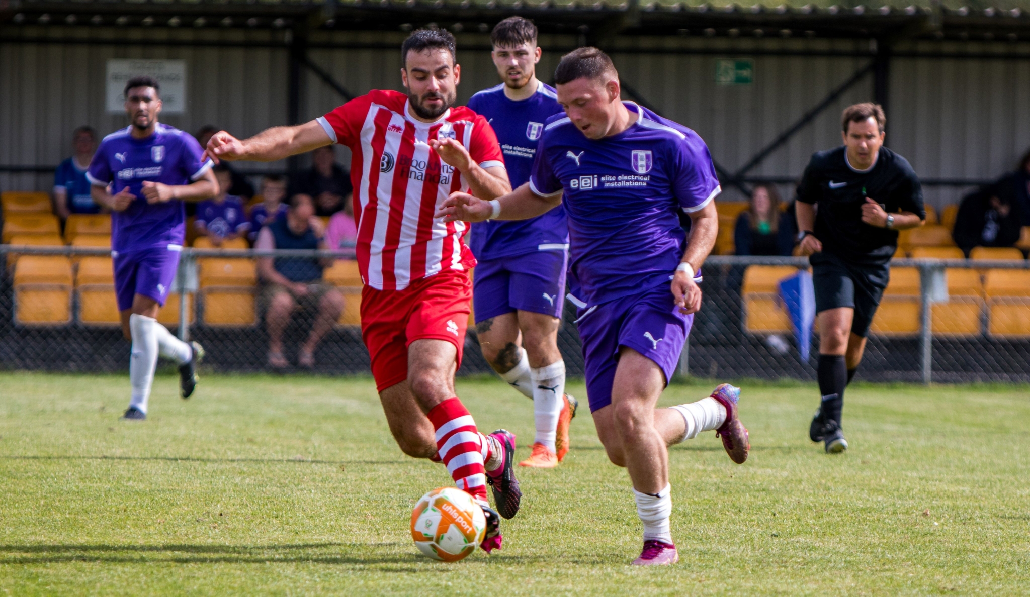 Burnham Football Club, sports facilities in Buckinghamshire